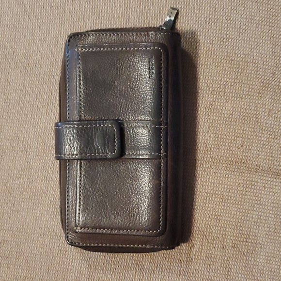 Fossil | Bags | Fossil Leather Organizer Wallet | Poshmark